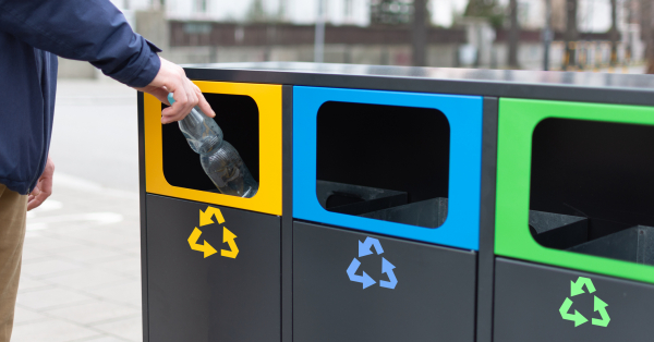 California Prohibits Use of Chasing Arrows on Non-Recyclable Items